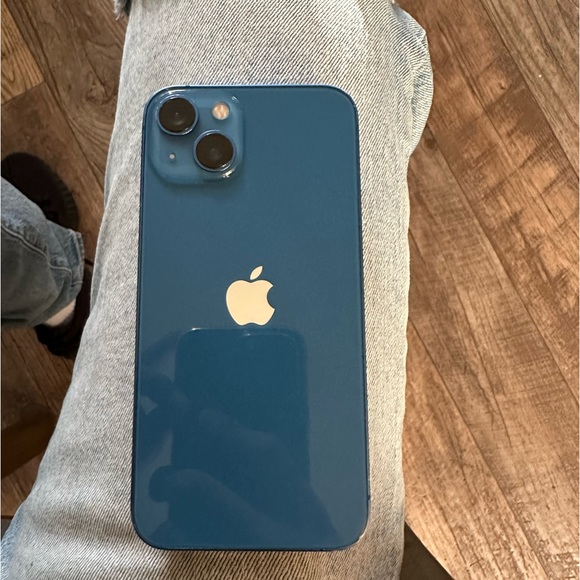 Apple | Cell Phones & Accessories | Iphone 3 | Poshmark